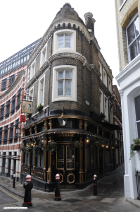 Wardrobe Place And St. Andrews Hill - A London Inheritance