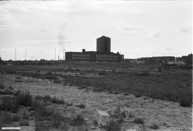 Rotterdam - A Bombed City And Modernist Architecture - A London Inheritance
